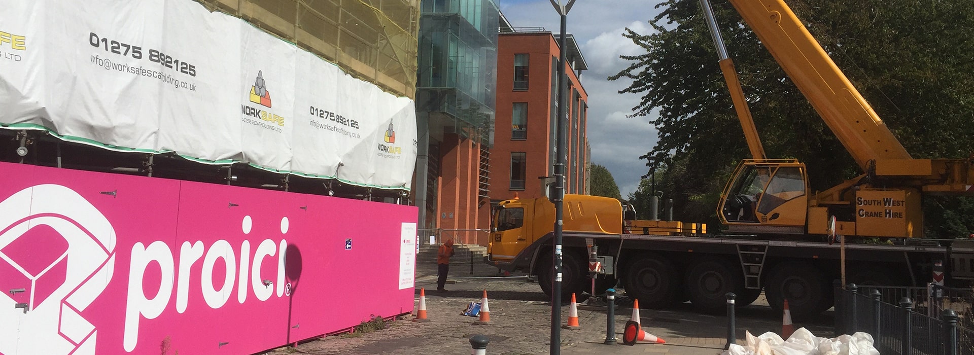 Portwall Lane closes for Crane Operations - Proici